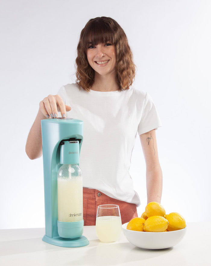 Make Your Next Gathering Sparkle! | Sparkling Water Machine – Drinkmate USA